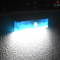 China Wide Angle Human Body Induction Ip65 Solar Powered LED Wall Light for sale