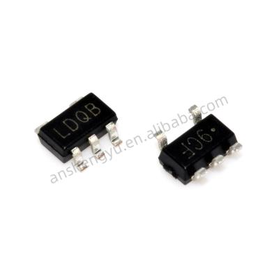 Cina LP3985IM5X-5.0/NOPB in vendita