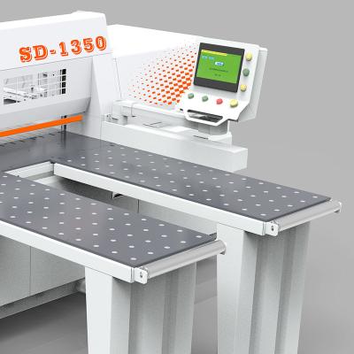 Cina 1350mm Precisione Macchina di taglio acrilico Seghe spessore 60mm 11kw in vendita