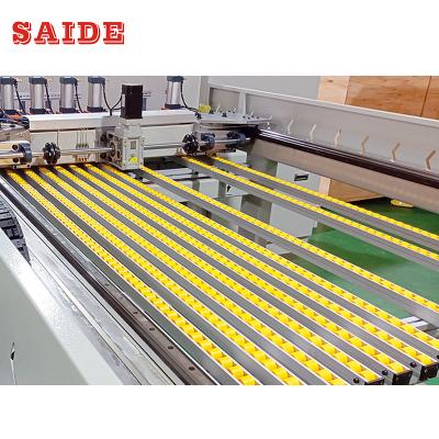 Cina 1350mm Precisione Macchina di taglio acrilico Seghe spessore 60mm 11kw in vendita