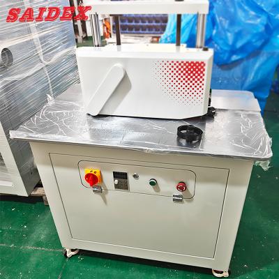 Cina OEM 280kg con raffreddamento ad acqua 2.5kW Potenza 45 gradi Acrilico Bevel Trimming Machine Acrilico Chamfering Machine in vendita