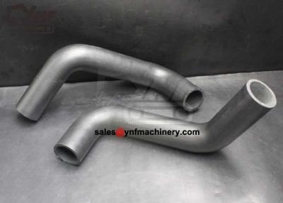 Cina Tubo del radiatore superiore e inferiore 11QB-41130 per R480LC9 Hyundai Excavator in vendita