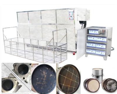 China Limpador ultrassônico automotivo durável 28khz 300L para montagens de peças aeroespaciais à venda