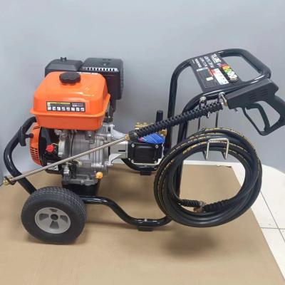 China Limpeza de alta pressão 3800PSI/262Bar Máquina de lavar automóveis portátil a gasolina 190F 420cc Tanque de detergente 1.1 à venda