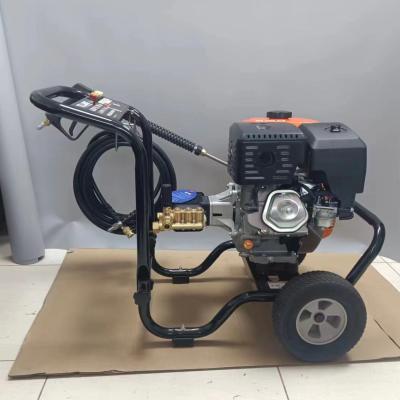 China Limpeza de alta pressão 3800PSI/262Bar Máquina de lavar automóveis portátil a gasolina 190F 420cc Tanque de detergente 1.1 à venda