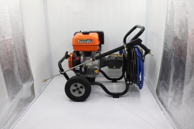 Cina Lavatrice di automobili a benzina per uso domestico 3800psi/262bar con pompa tripla e 4 ugelli in vendita