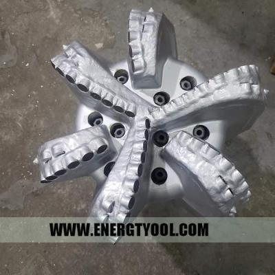 Cina PDC Diamond Bit 17-1/2 inch API Connection 7-5/8 di Oil Rock Drilling Tool in vendita
