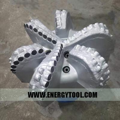 Cina PDC Diamond Bit 17-1/2 inch API Connection 7-5/8 di Oil Rock Drilling Tool in vendita