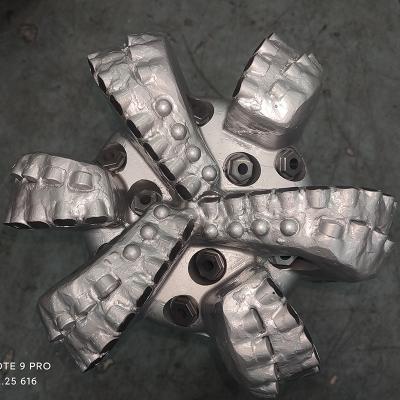 Китай PDC сверла 12 1/2 дюймов 6 лезвиев с 6 соплами для твердой формирования продается