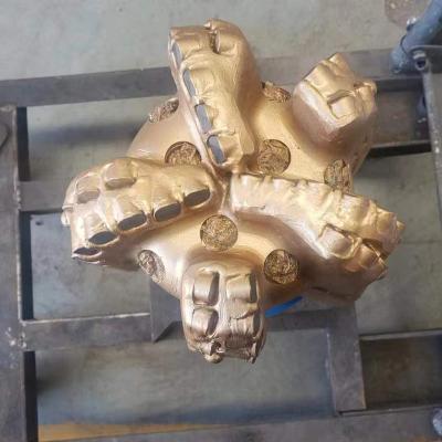 China Perfuração geológica PDC Bits 9-1/2 polegadas ferramenta de perfuração de diamantes de API especificações à venda