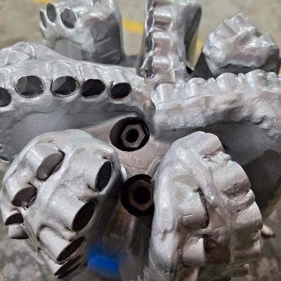 Китай API Rock Bit 8-3/4 Inch 5 Blades PDC Drill Bit Of Drilling Tool (Аппарат для сверления с помощью сверла) продается