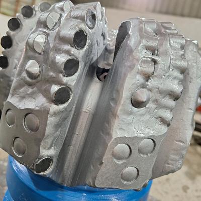 Китай API Rock Bit 8-3/4 Inch 5 Blades PDC Drill Bit Of Drilling Tool (Аппарат для сверления с помощью сверла) продается