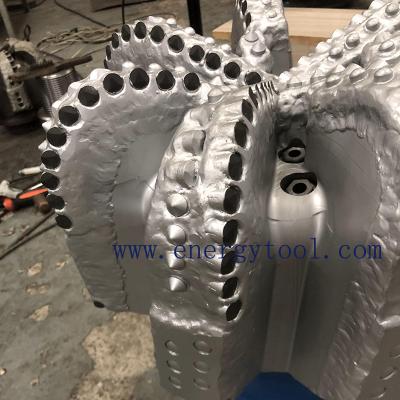 Китай Сверло PDC 17-1/2 дюймов 7 лезвиев алмазный сверло Сверло API продается