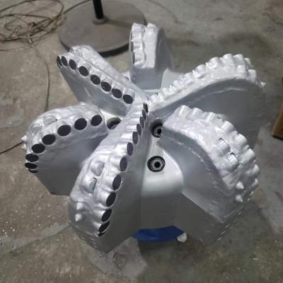 中国 ドリルビット PDC 17-1/2 インチ 6 刃 ダイヤモンドドリルビット APIスペック 販売のため