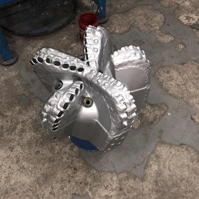 Cina Strumento di trivellazione a diamanti 12 pollici 5 lame PDC Bit di trivellazione in vendita