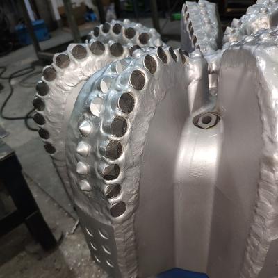 Китай Нефть PDC Бит 17-1/2 дюйма алмазные буровые инструменты API спецификации продается