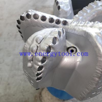 Cina Bit di trivellazione di diamanti, pozzo di petrolio, 12 pollici di PDC, bit di trivellazione di API, bit di roccia. in vendita