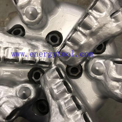 Китай Устройство для бурения алмазов в скале 9- 1/2 дюймовый API спецификация PDC сверла продается