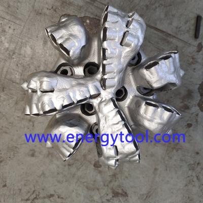 Китай Сверление на твердой скале 8-1/4 дюйма 7 лезвиев PDC Бит инструмента для бурения алмаза продается