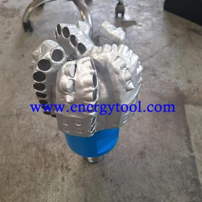 Κίνα Εργαλείο γεωτρήσεις πετρώματος 5-1/2 ίντσες PDC γεωτρήσεις Μικρό κομμάτι πηγάδι Diamond Bit προς πώληση