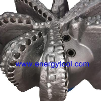 China Rock Cutting Tool 17-12 Inch PDC Diamond Drilling Bit of Oilfield for sale