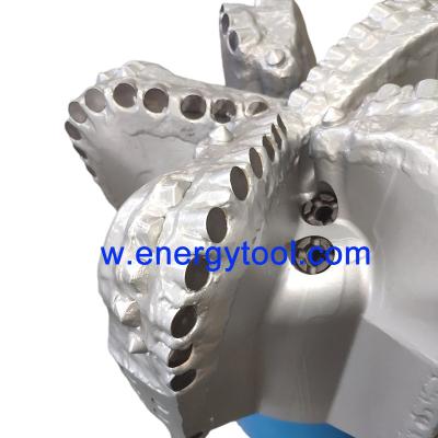 China API Spec Drilling Rig Tool 5 Blades PDC Drill Hard Rock Drilling Bit for sale