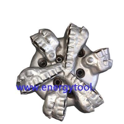 Китай 9-1/2 дюйма 6 лезвия алмазный кусок с PDC резачкой для бурения скважин продается