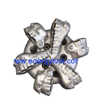 Китай 9.5 дюйма 6 лезвиев алмазный буровой стержень PDC для инструмента бурения нефтяных месторождений продается