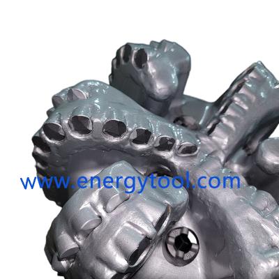 中国 9-1/2インチ API PDC 固定カッタービット (油田掘削ツール用) 販売のため