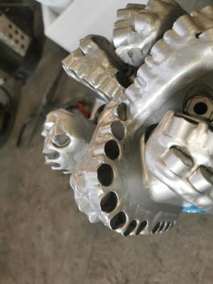 중국 다이아몬드 고정 컷어 비트의 8 1/2 인치 바위 파기 도구 판매용