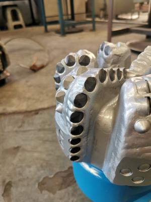 중국 8-1/2 "PDC 드릴 비트 7 날개 API 7 노즐 7 드릴 필요에 대한 블레이드 판매용