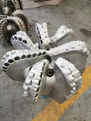 中国 PDC 15 インチ 外径 6 5/8 API Reg ハードロック 油田掘削ビット 販売のため