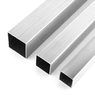 Cina Tubo in acciaio inossidabile 304L da 40 * 40 mm Tubo senza saldatura SS lucidato Cina in vendita