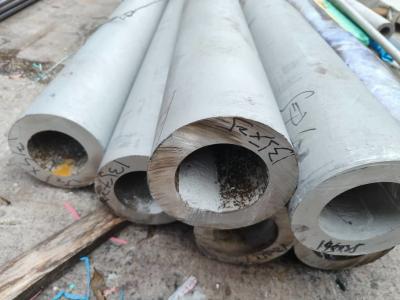 Cina Hot Sale tubo in acciaio inossidabile tubo personalizzato 304pipe / 304 90 gradi gomito con flange saldata in vendita