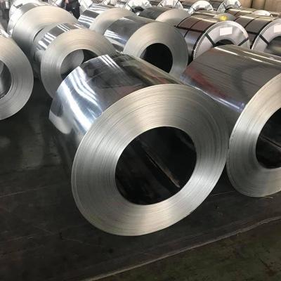 Cina SEDERE 8K della striscia della bobina di acciaio inossidabile di 600mm AISI 304L per petrolio in vendita