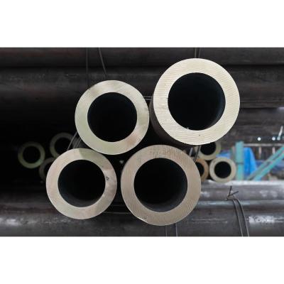 中国 ASTM A53 A36の継ぎ目が無い炭素鋼は3mの空の管を配管する 販売のため