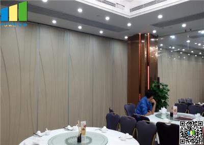 Cina pannelli acustici del tessuto di spessore di 85mm per l'operazione manuale dell'auditorium in vendita