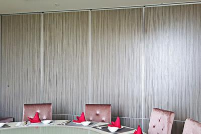 China Muren van de het Kader de Beweegbare Verdeling van het schuifdeurenaluminium voor Banketzaal Te koop