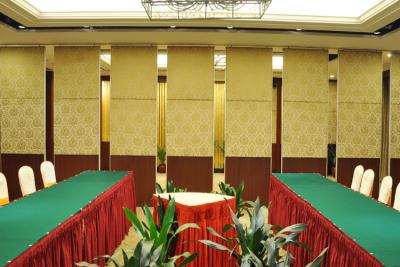 Cina Melammina di alluminio della struttura/muri divisori scorrevoli di legno per auditorium in vendita