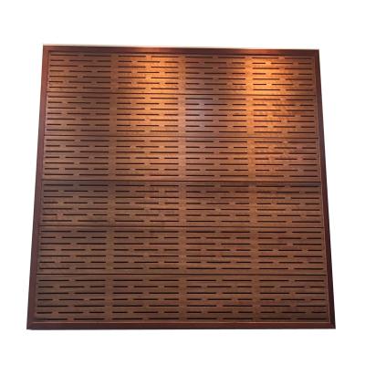 Cina Bordo decorativo di legno del soffitto perforato parete diffusa dei pannelli acustici del suono in vendita