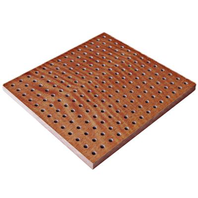 Cina Bordi di gesso di legno laminati perforati PVC resistenti sani in vendita