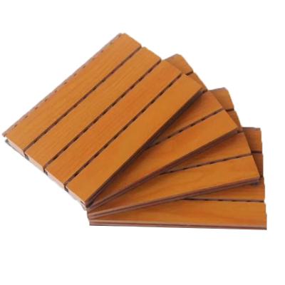 Cina Pannello acustico scanalato di legno di rivestimento dell'interno dell'impiallacciatura ignifugo in vendita