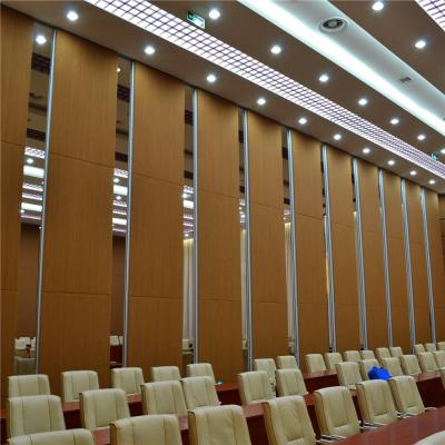 Cina Pavimento acustico del fono assorbente di alluminio ai muri divisori mobili del soffitto in vendita