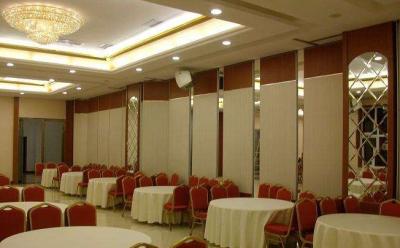China Melamine Finished Almirah Wooden Partition Wall Aluminium Frame For Bnaquet Hall for sale