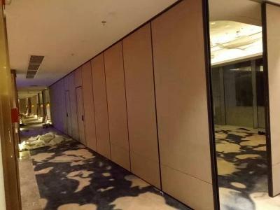 Cina Muri divisori acustici dell'ufficio del bordo dei divisori della decorazione di alluminio della pista/Mdf in vendita