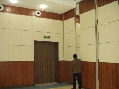 Cina Muri divisori scorrevoli mobili pieganti/materiali d'attaccatura del soffitto della sala dei divisori in vendita
