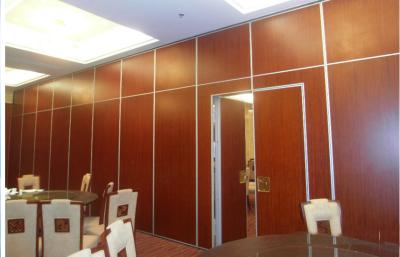 Cina Muro divisorio operabile di superficie del fono assorbente della melammina per l'aula/hotel in vendita
