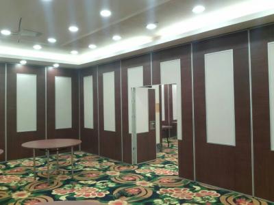 中国 多色の宴会のホールの天井システムへの移動可能な隔壁の操作可能な床 販売のため