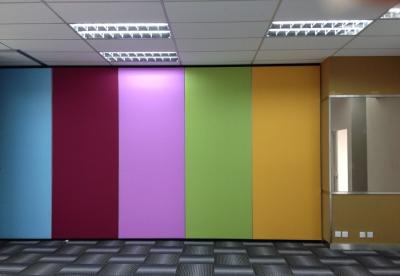 China Decoratieve Moderne Vouwende Beweegbare Glijdende Verdelingsmuren voor Conferentiezaal Te koop