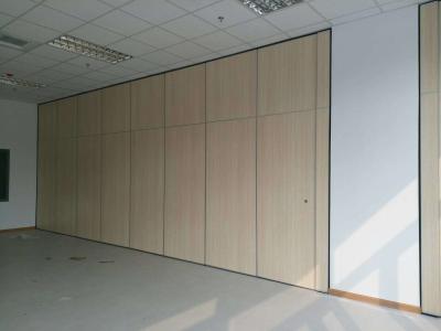 Cina Rivestimento di alluminio piegante mobile della melammina della struttura del sistema del muro divisorio in vendita